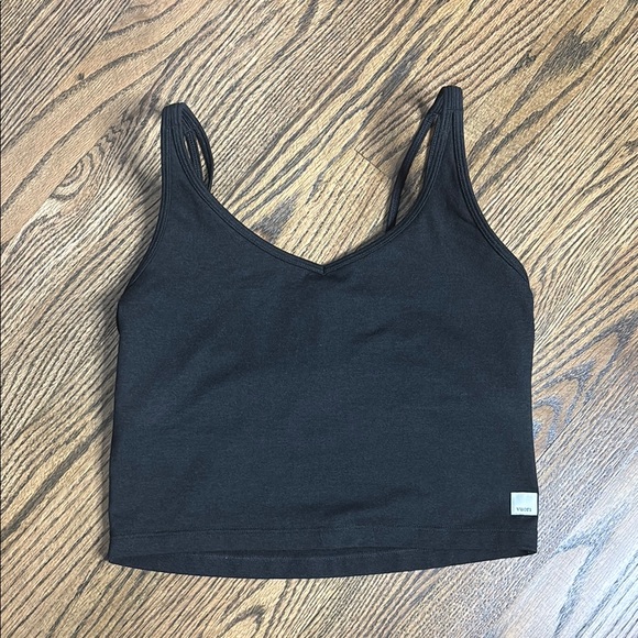 Vuori | Tops | Vuori Halo Performance Crop Top | Poshmark